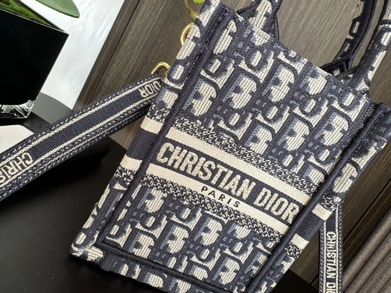 Bargain Christian Dior Shopping Bags