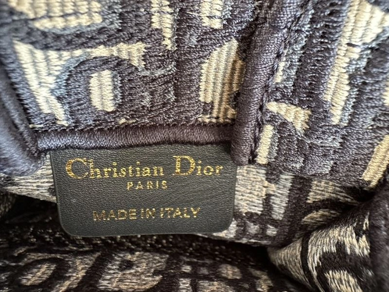 Bargain Christian Dior Shopping Bags