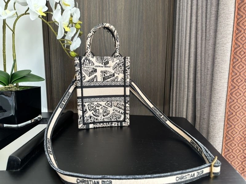 Top mirror Christian Dior Shopping Bags