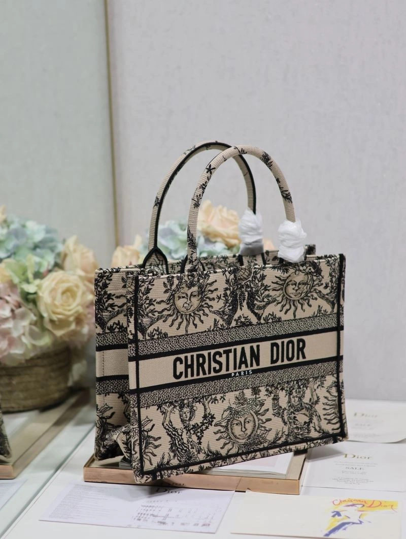 Economical Christian Dior Shopping Bags