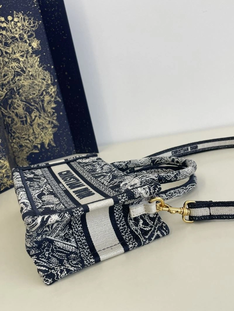 Value-priced Christian Dior Shopping Bags