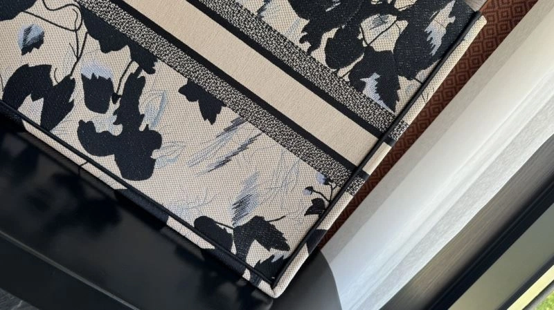 High fidelity Christian Dior Shopping Bags