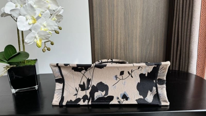 Indistinguishable Christian Dior Shopping Bags