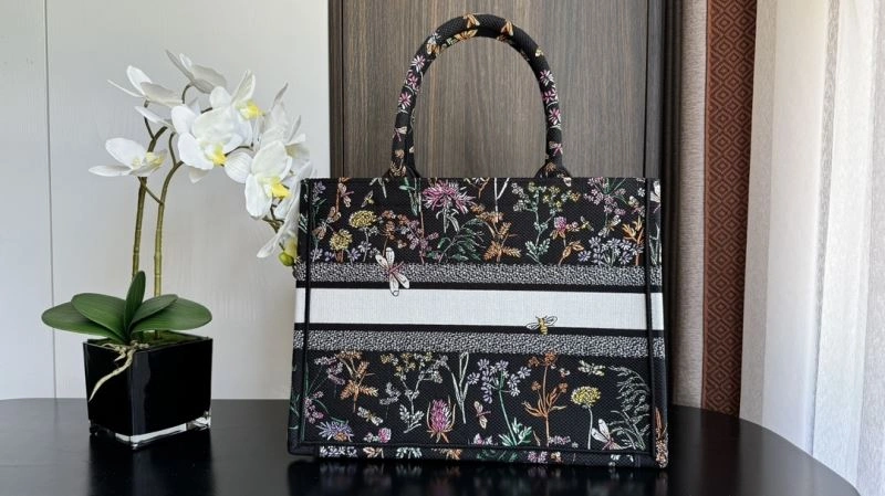 Cut-rate Christian Dior Shopping Bags