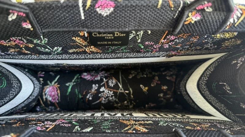 Cut-rate Christian Dior Shopping Bags