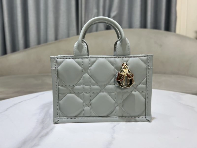 Top mirror Christian Dior Shopping Bags