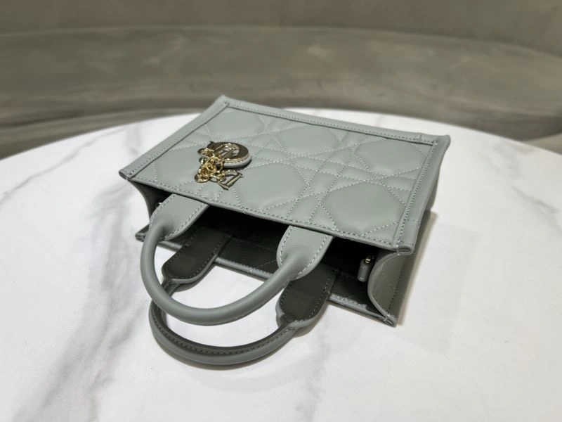 Top mirror Christian Dior Shopping Bags