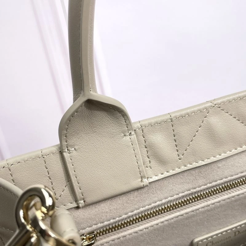 Legit Christian Dior Shopping Bags
