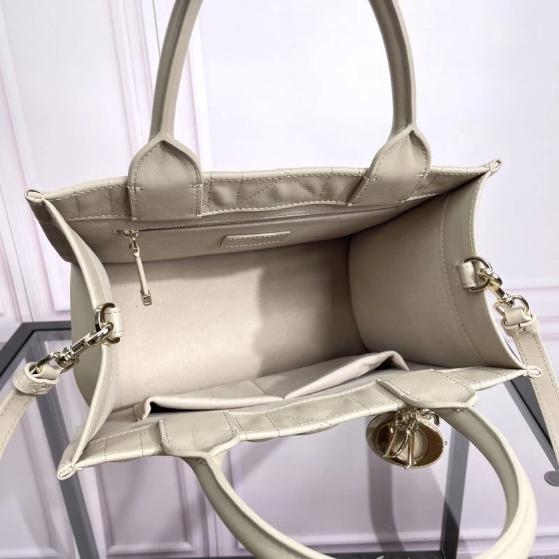 Legit Christian Dior Shopping Bags