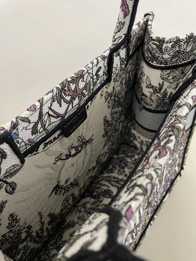 Bargain Christian Dior Shopping Bags