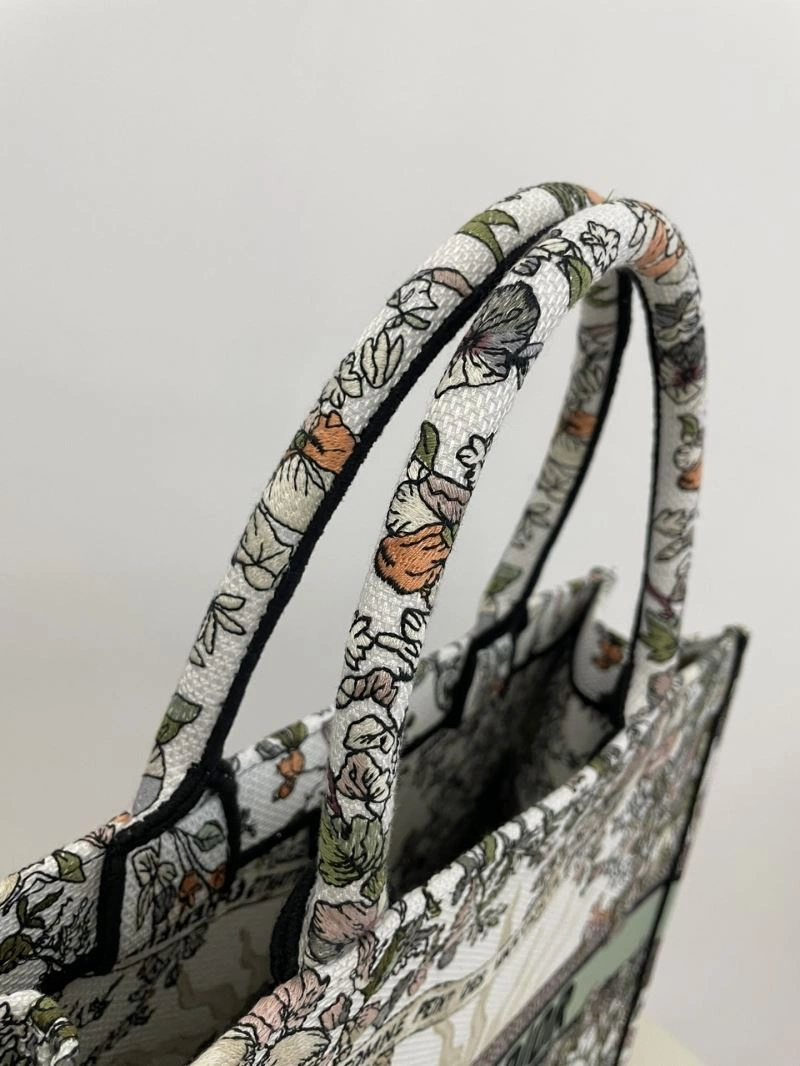 Cut-rate Christian Dior Shopping Bags
