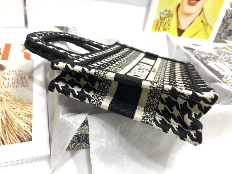 Economical Christian Dior Shopping Bags