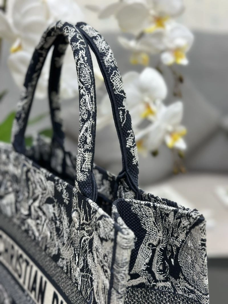 Economical Christian Dior Shopping Bags