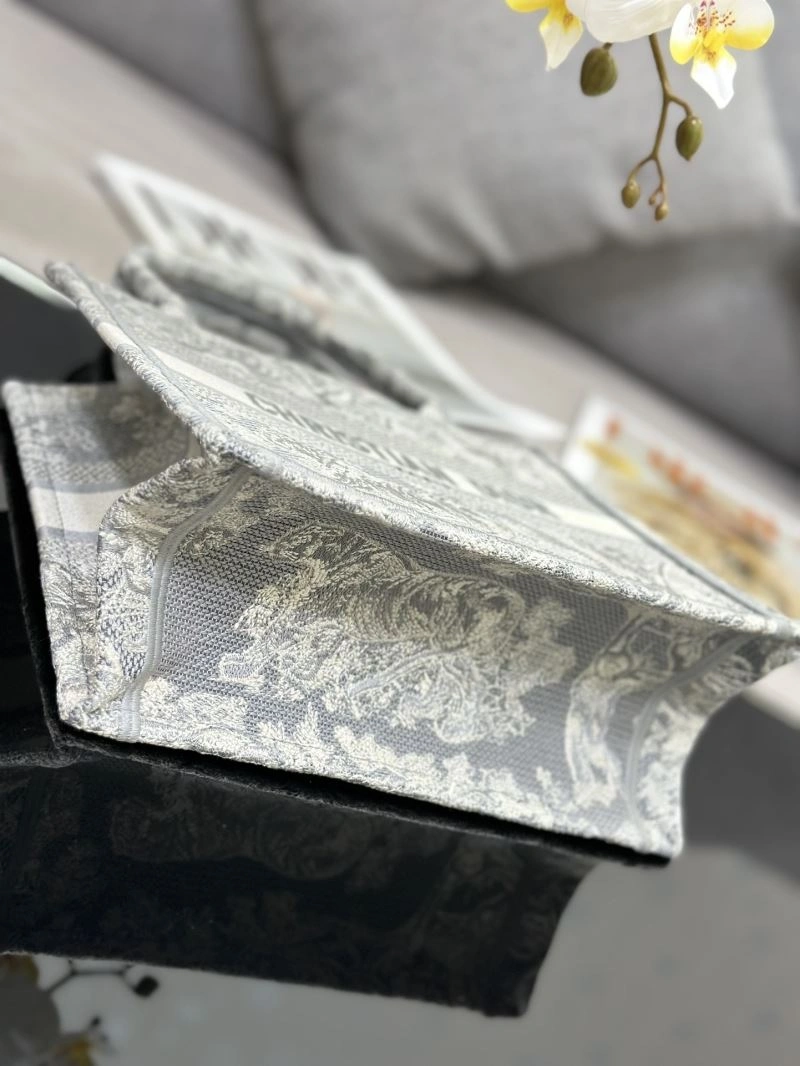 Top mirror Christian Dior Shopping Bags