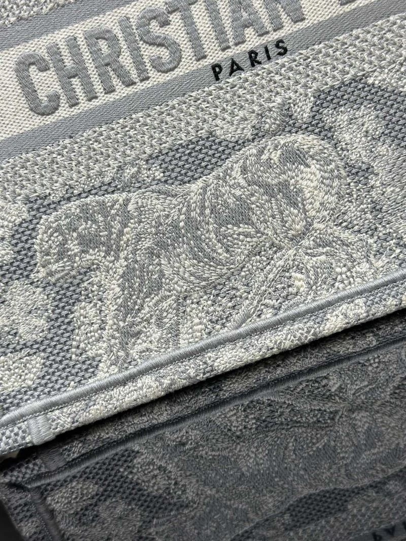 Top mirror Christian Dior Shopping Bags
