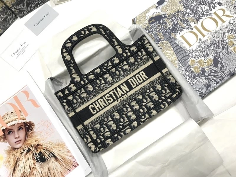 Christian Dior Shopping Bags