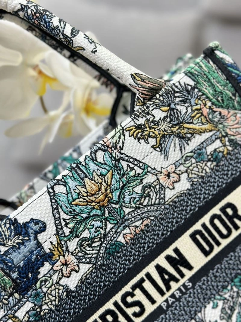 Value-priced Christian Dior Shopping Bags