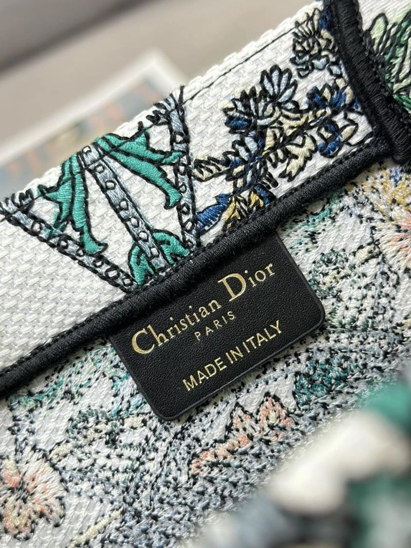 Value-priced Christian Dior Shopping Bags