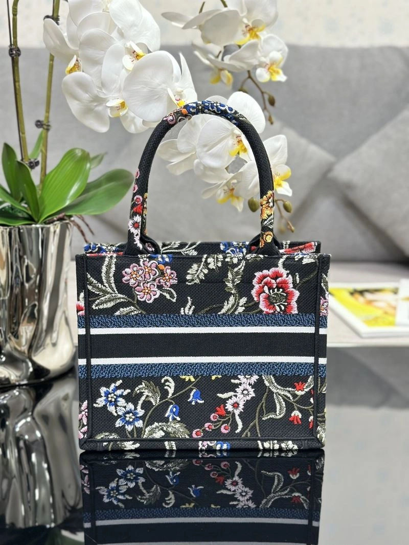 Bargain Christian Dior Shopping Bags