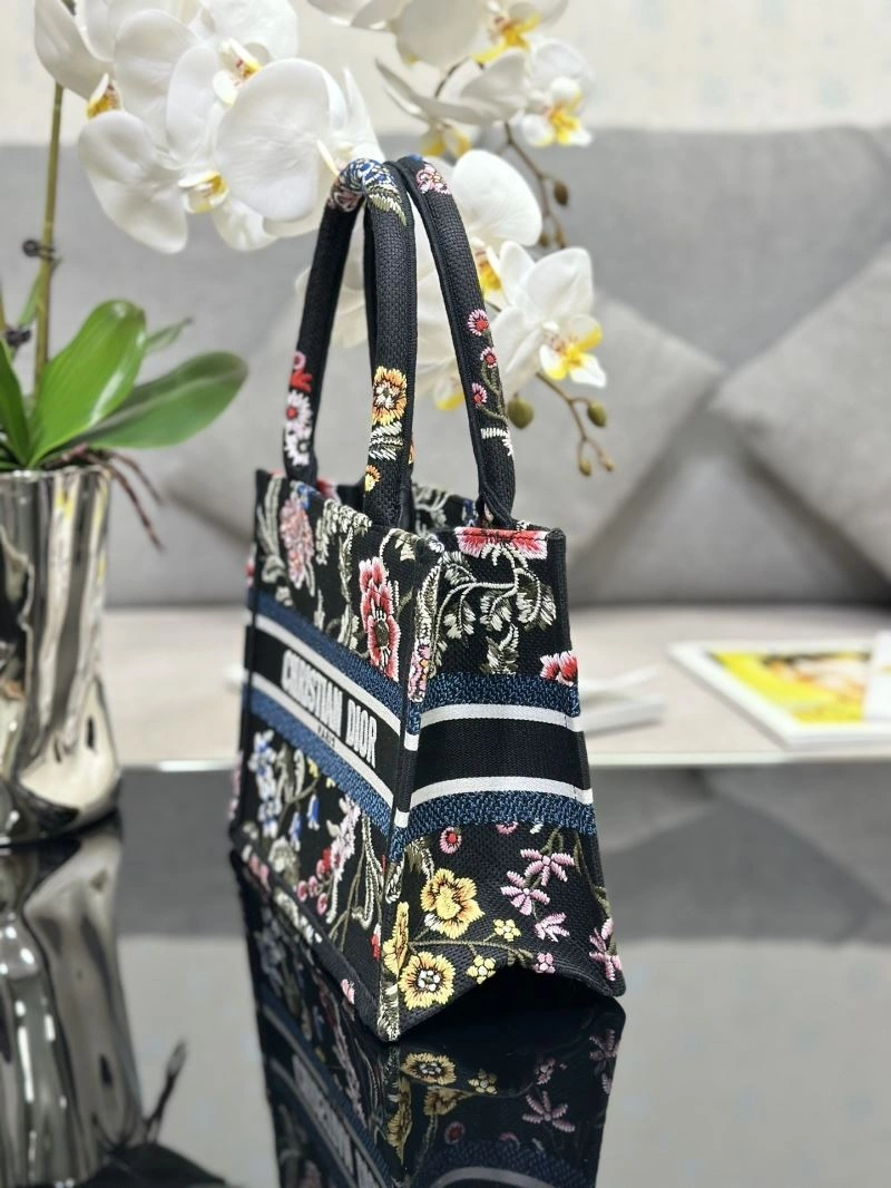 Bargain Christian Dior Shopping Bags