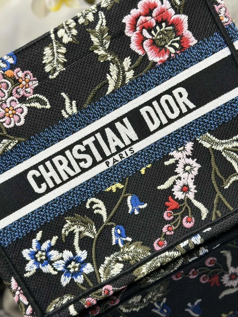 Bargain Christian Dior Shopping Bags