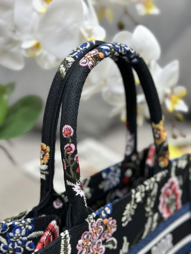 Bargain Christian Dior Shopping Bags