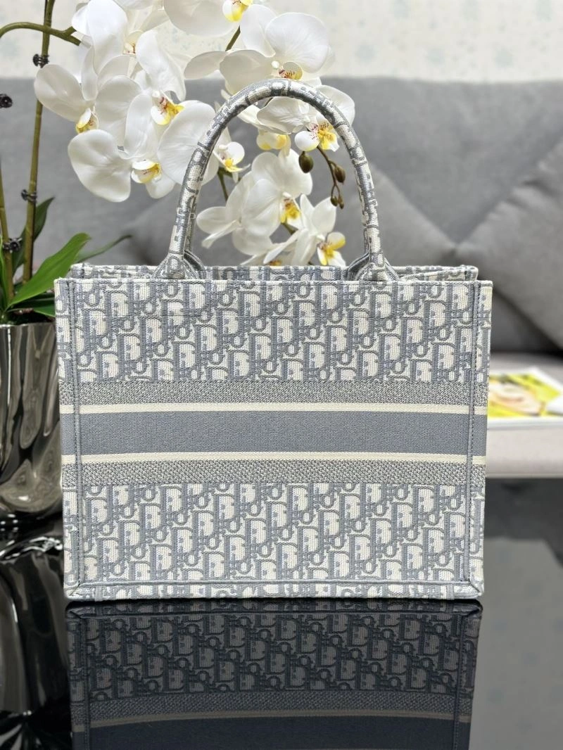 Low-cost Christian Dior Shopping Bags