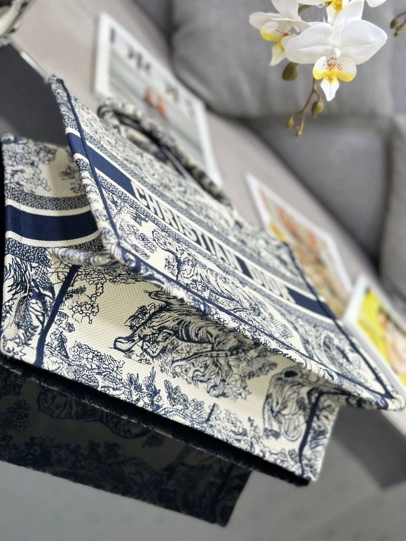 Indistinguishable Christian Dior Shopping Bags