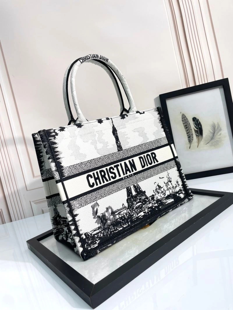 Low-cost Christian Dior Shopping Bags