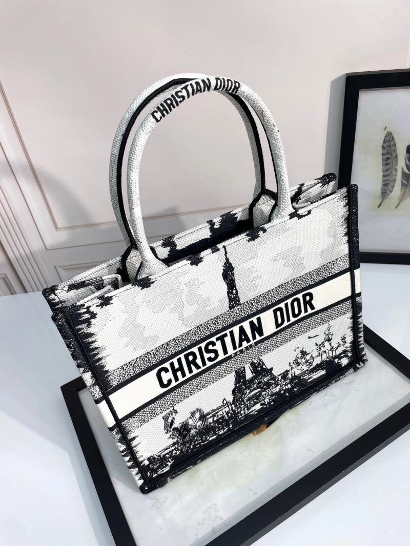 Low-cost Christian Dior Shopping Bags
