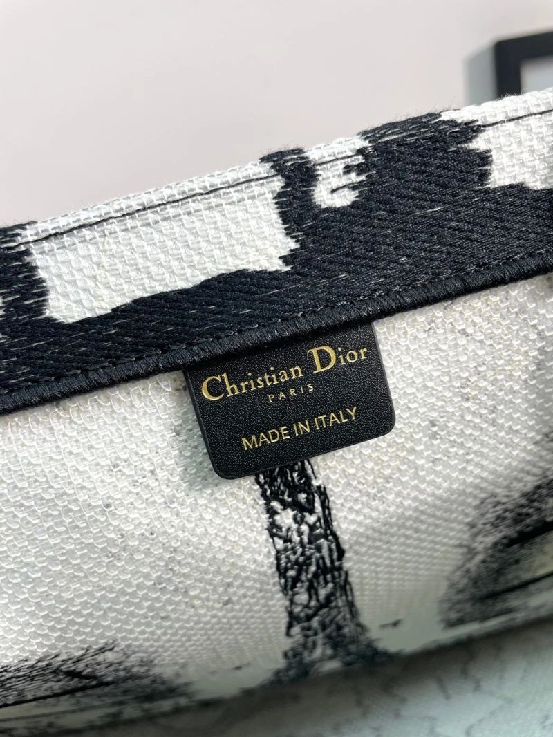 Low-cost Christian Dior Shopping Bags
