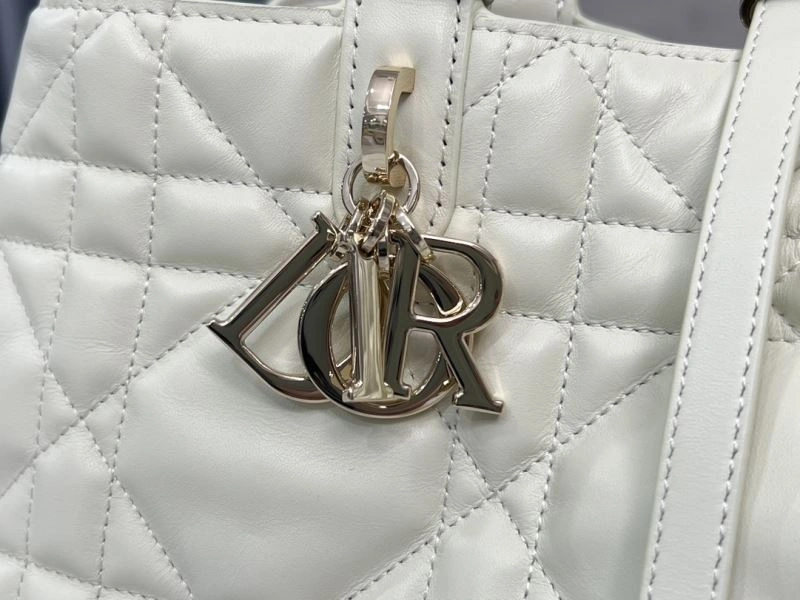 Inexpensive Christian Dior Shopping Bags