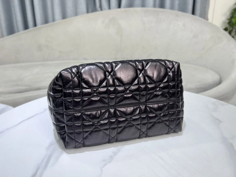 Inexpensive Christian Dior Shopping Bags