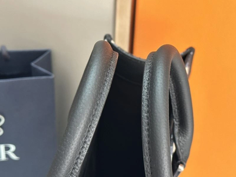 Bargain Christian Dior Shopping Bags