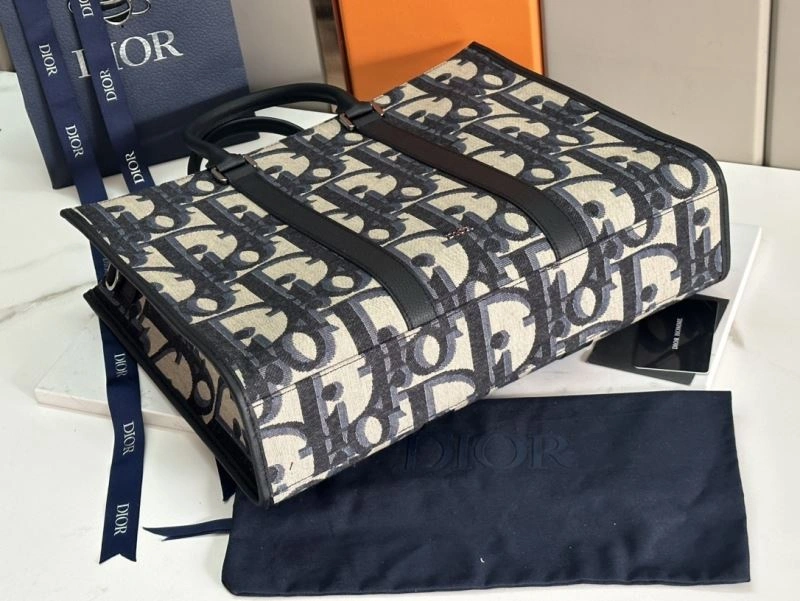 Bargain Christian Dior Shopping Bags