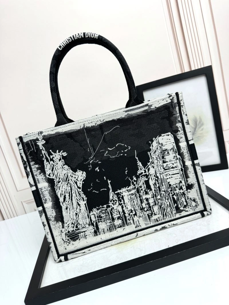 Bargain Christian Dior Shopping Bags