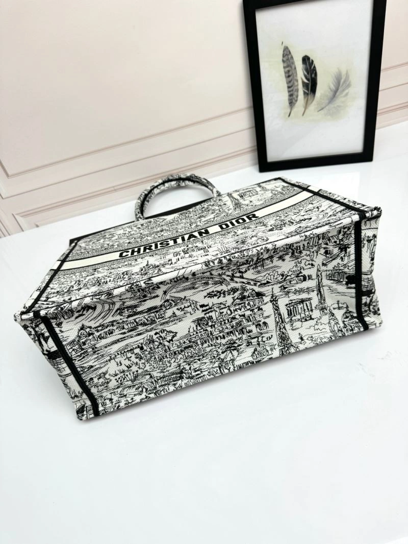 Cut-rate Christian Dior Shopping Bags
