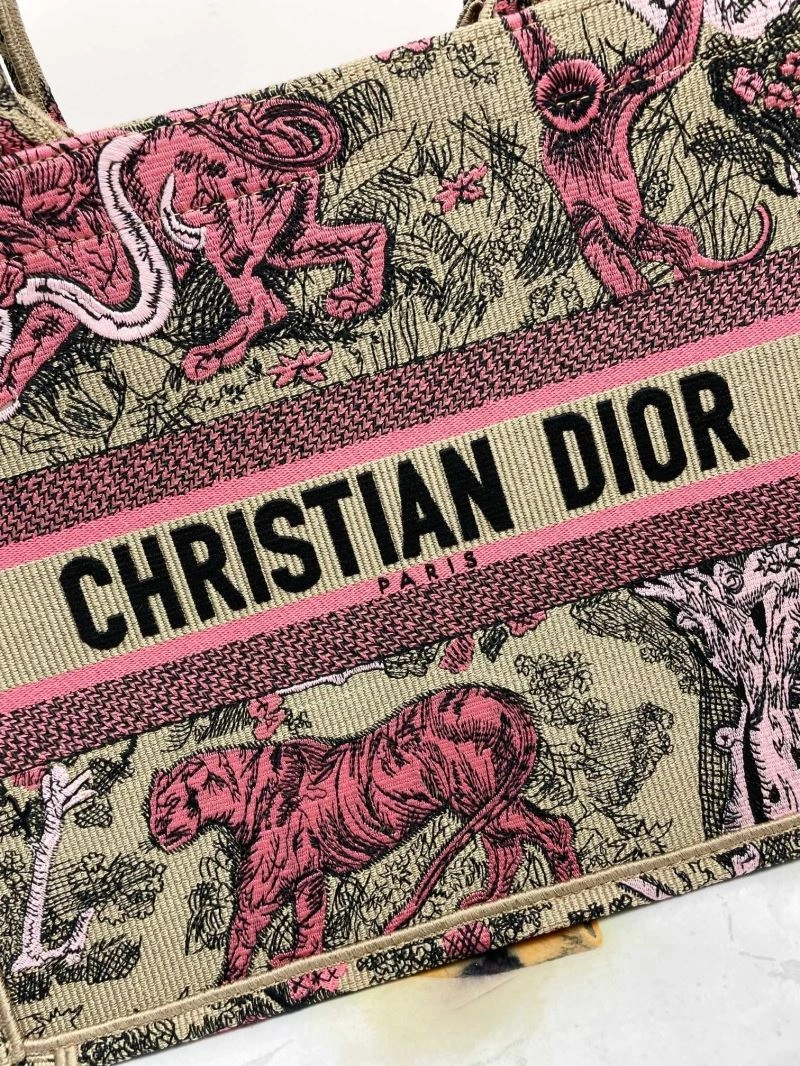 Reasonably priced Christian Dior Shopping Bags