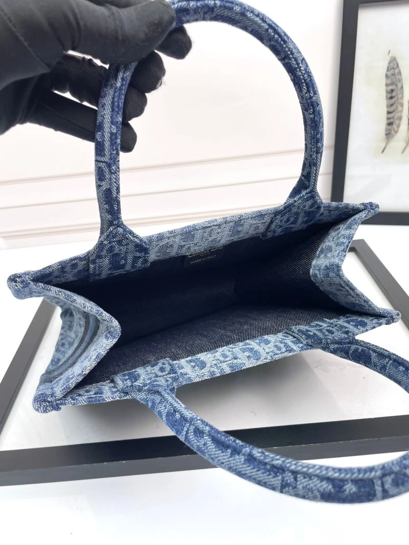 Inexpensive Christian Dior Shopping Bags