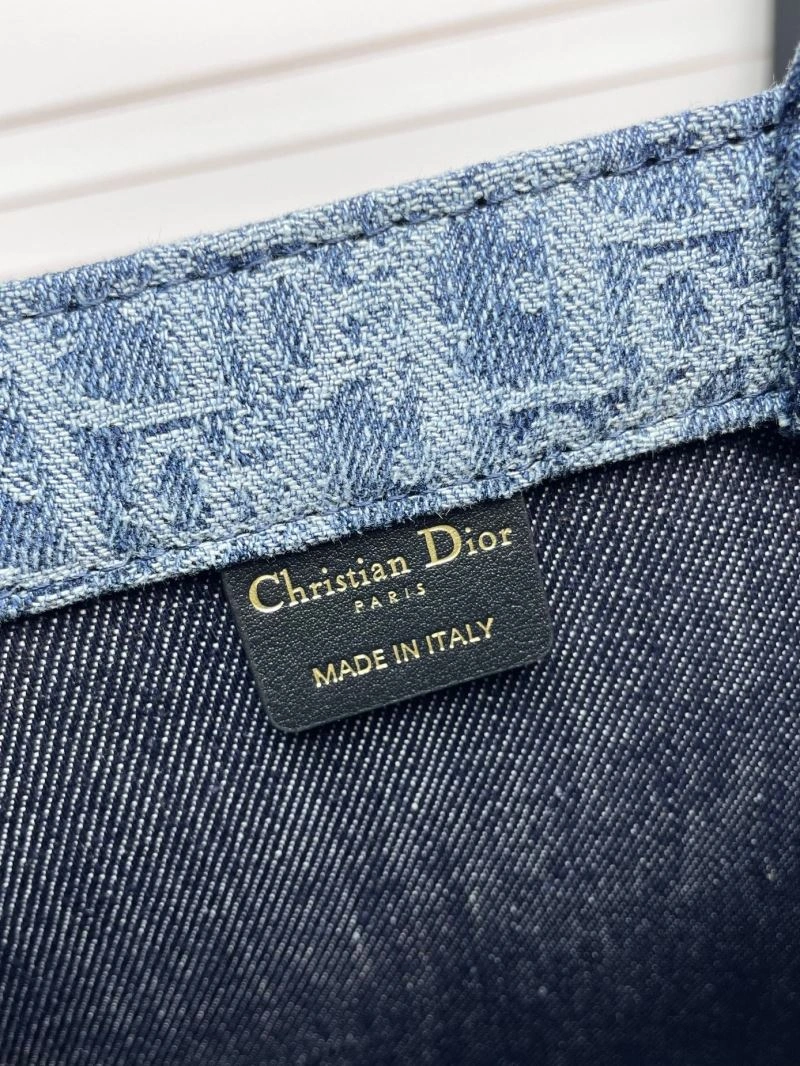 Inexpensive Christian Dior Shopping Bags