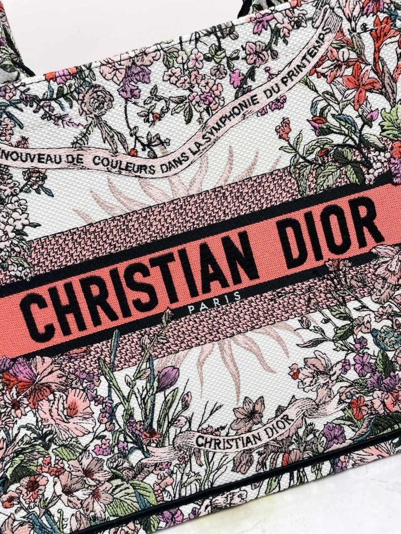 Reasonably priced Christian Dior Shopping Bags