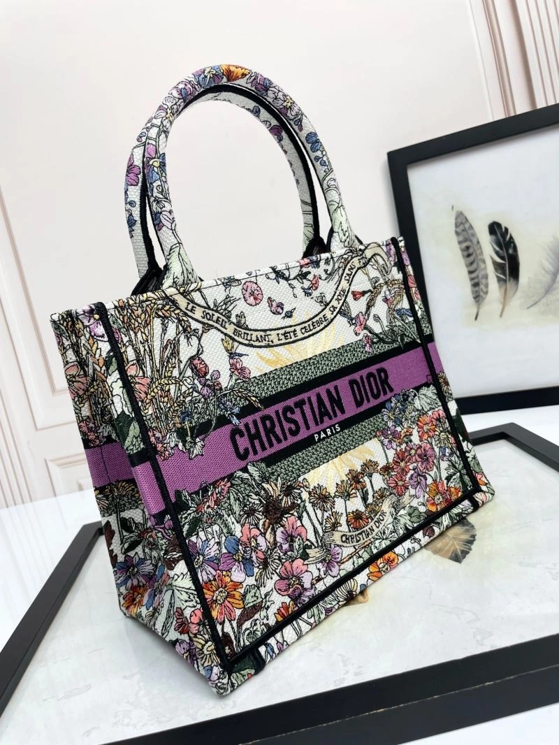 Top match Christian Dior Shopping Bags