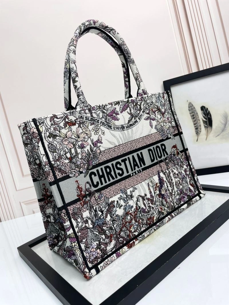 Top match Christian Dior Shopping Bags