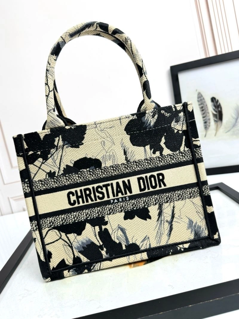 Christian Dior Shopping Bags