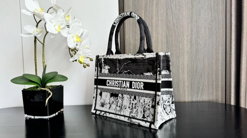 Cut-rate Christian Dior Shopping Bags