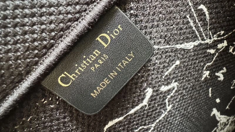 Bargain Christian Dior Shopping Bags