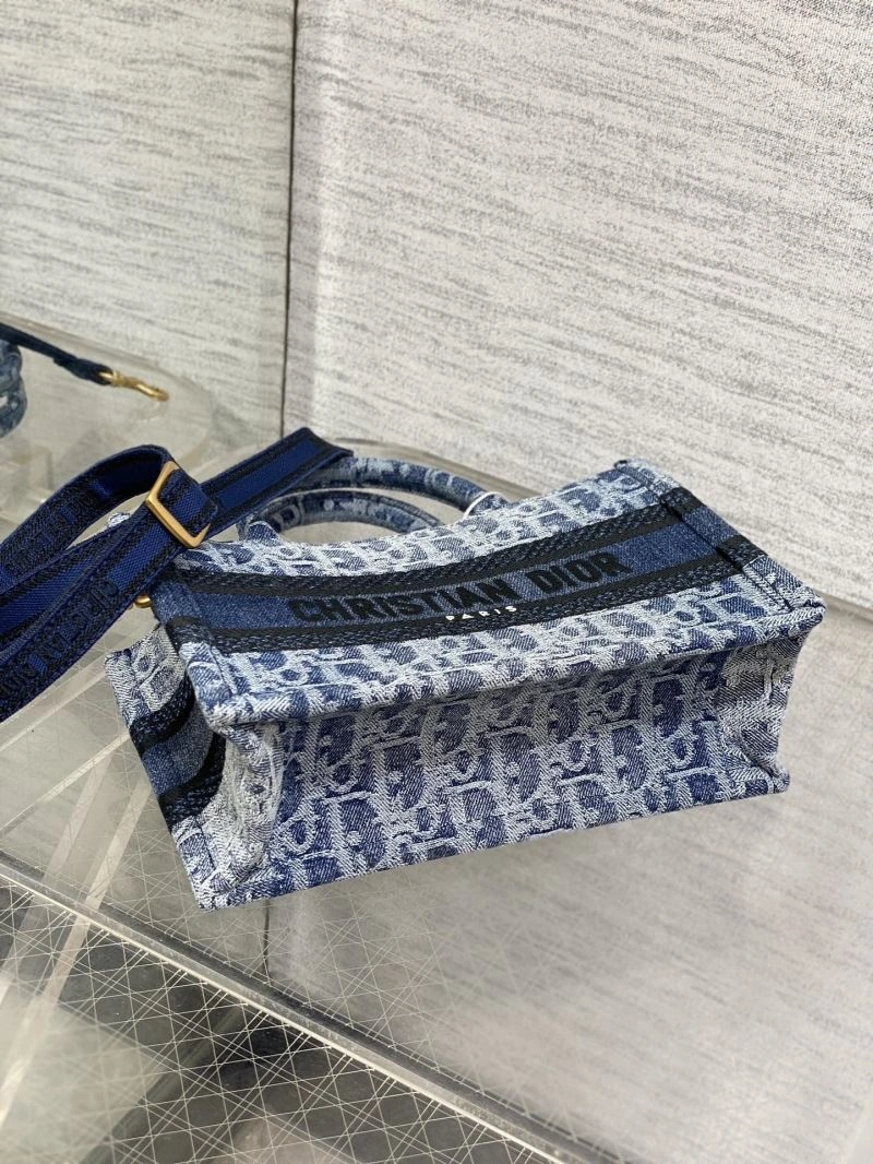 Reasonably priced Christian Dior Shopping Bags