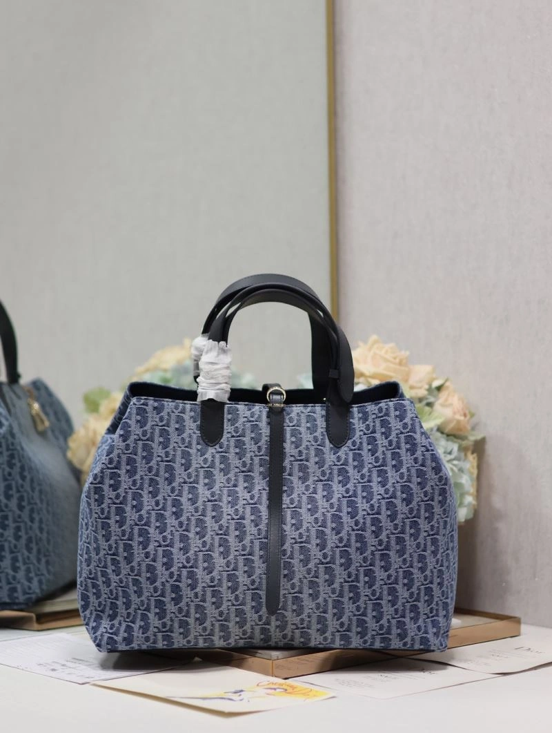 Cut-rate Christian Dior Shopping Bags