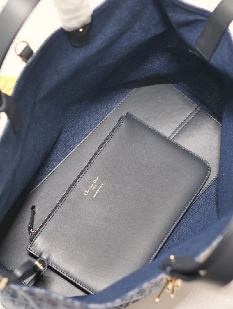 Cut-rate Christian Dior Shopping Bags