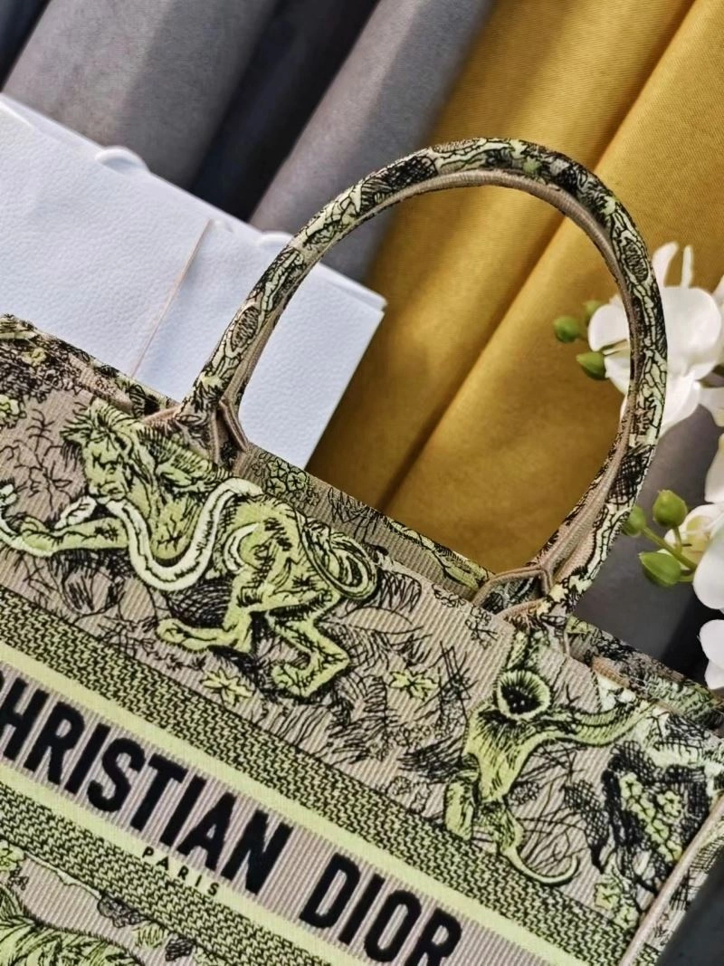 Economical Christian Dior Shopping Bags